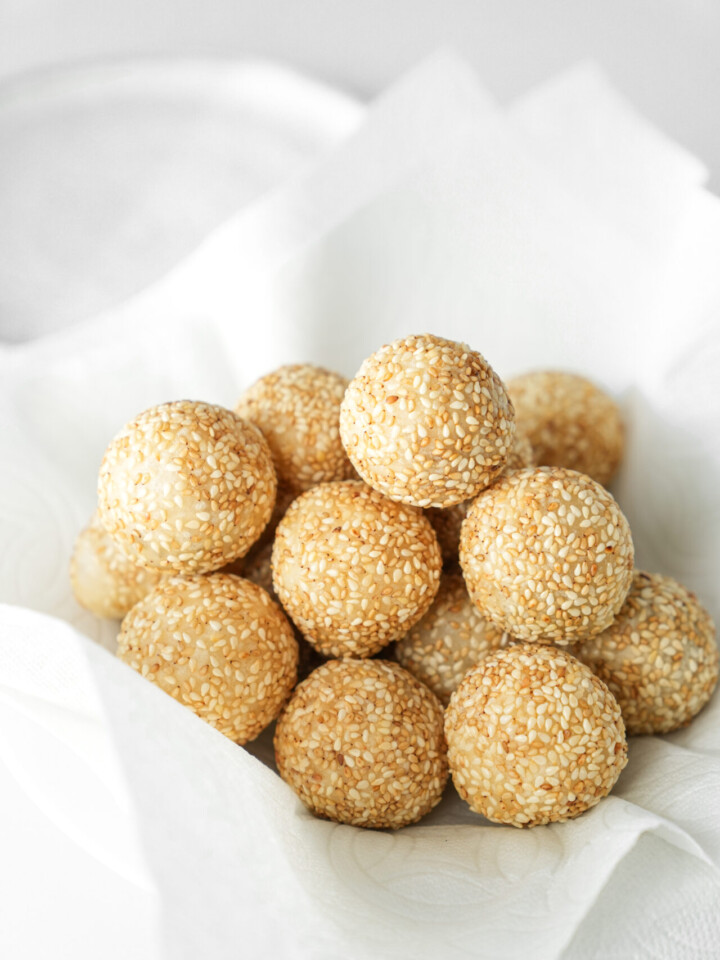 Sesame Balls Recipe (5 Ingredients) - One Happy Bite