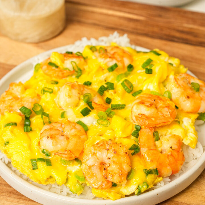 Easy 10 Minute Cantonese Scrambled Eggs and Shrimp - One Happy Bite